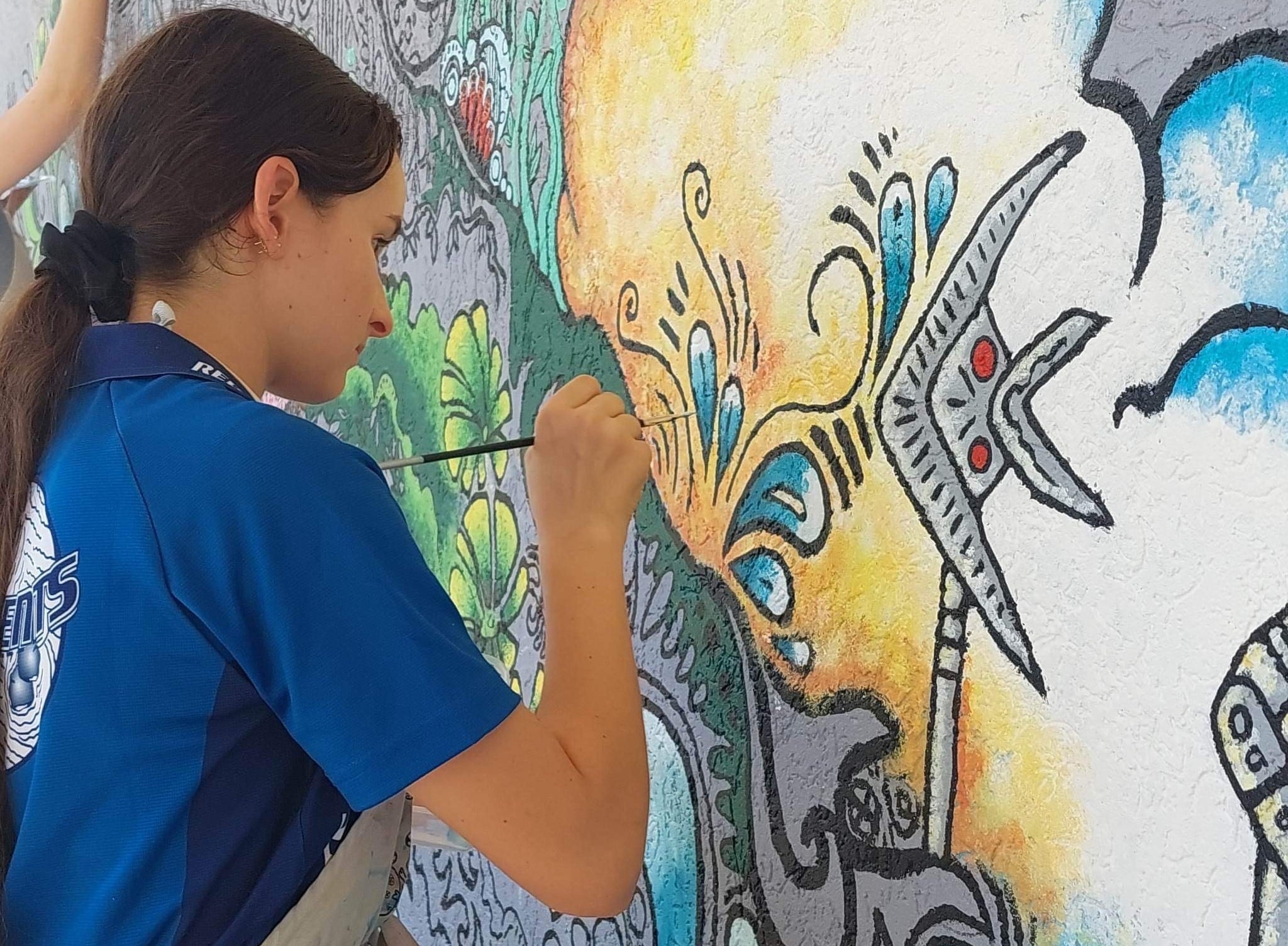 Higgins Cairns assists newest generation of Mural Artists